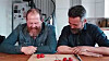 Her spiser Truls chili med «Chili Klaus»